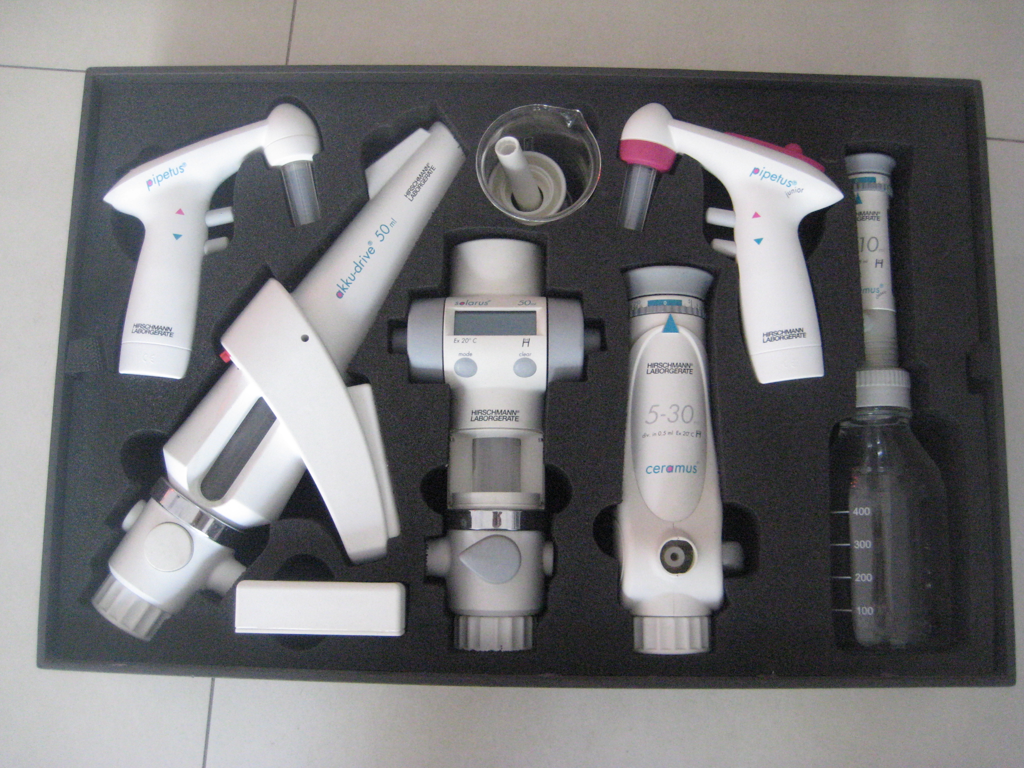 SAMPLE CASE (HIRSCHMANN LABORGERATE) | Hóa chất Kim Phát